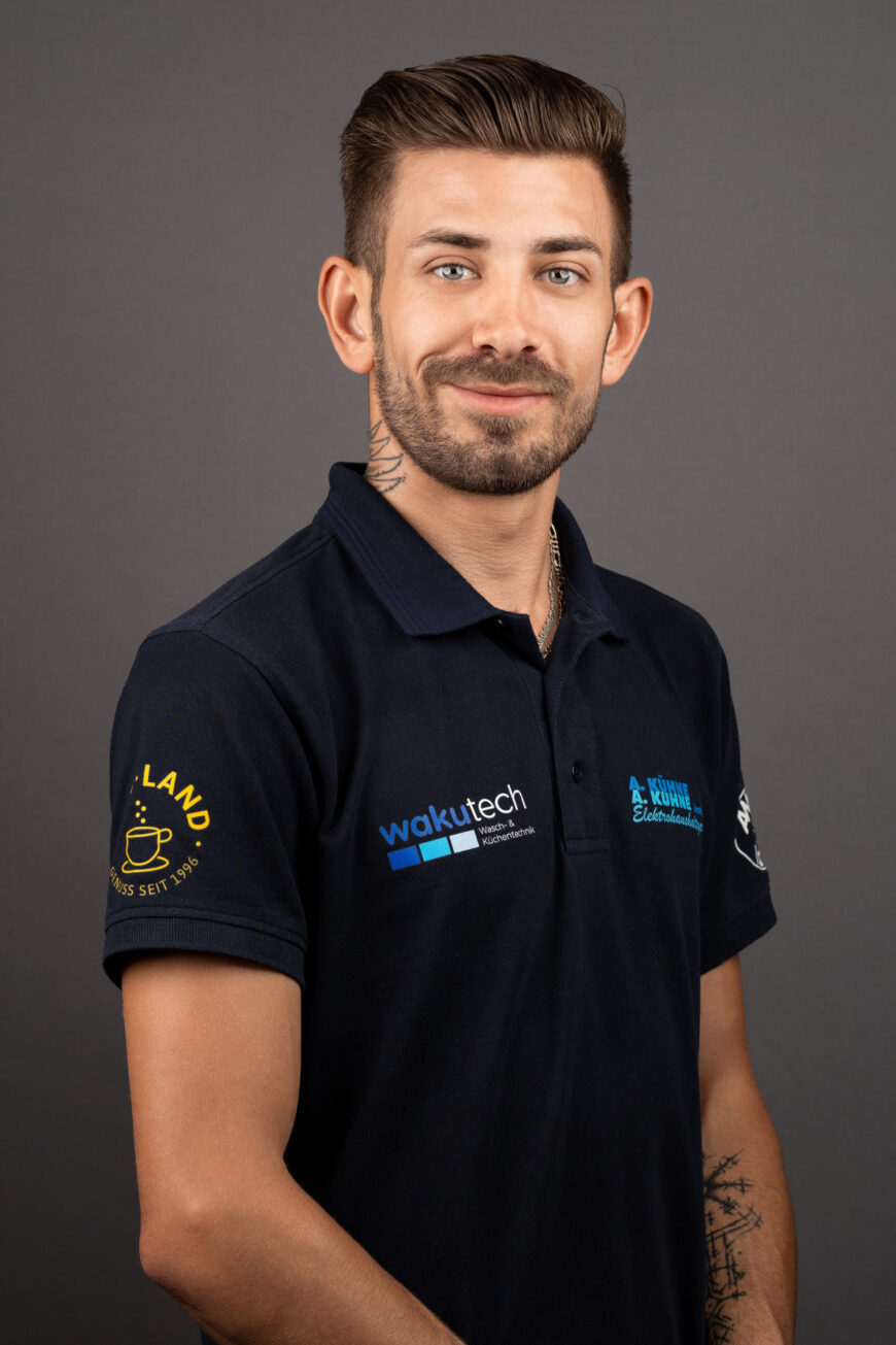 Wasch- & Küchentechnik - Über uns | Lachen, March, Höfe